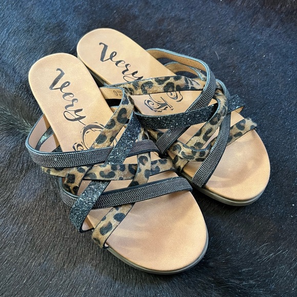 Very G | Shoes | Very G Cheetah Sandals | Poshmark